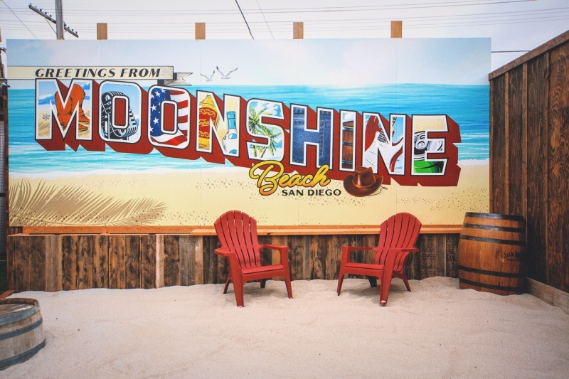Calendar – Moonshine Beach